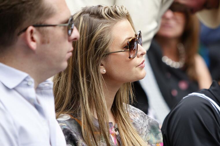 KAD JE ČULA DA JE BEZOBRAZNO BOGAT, MALO JE FALILO DA GA OTKAČI: Srpkinja se udala za ...